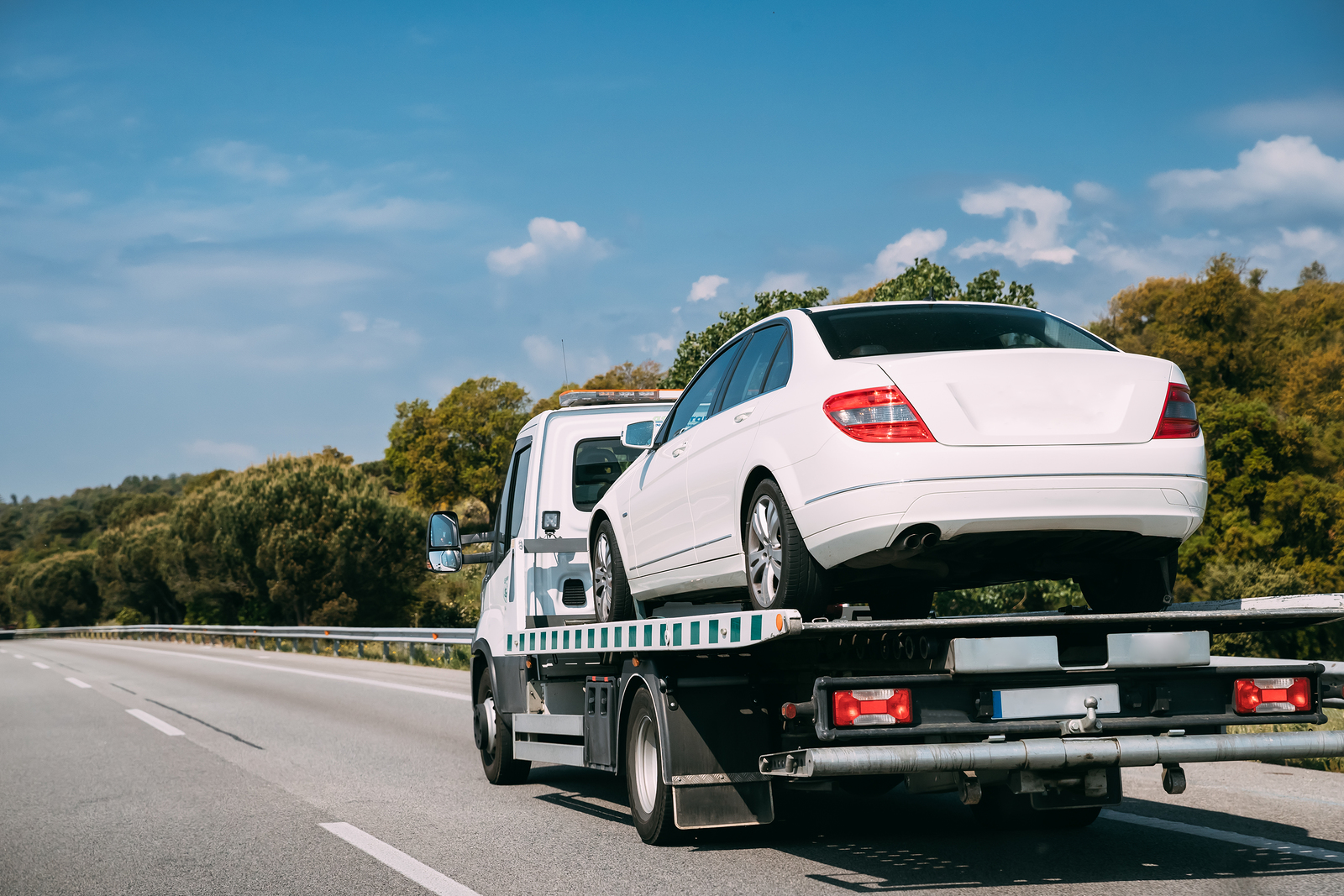 How To Choose the Best Highland Park Towing Services - Accurate Towing ...